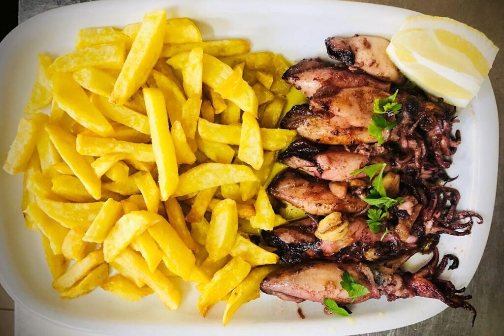 Lulas fritas à Algarvia: receita tradicional e muito fácil de fazer ...